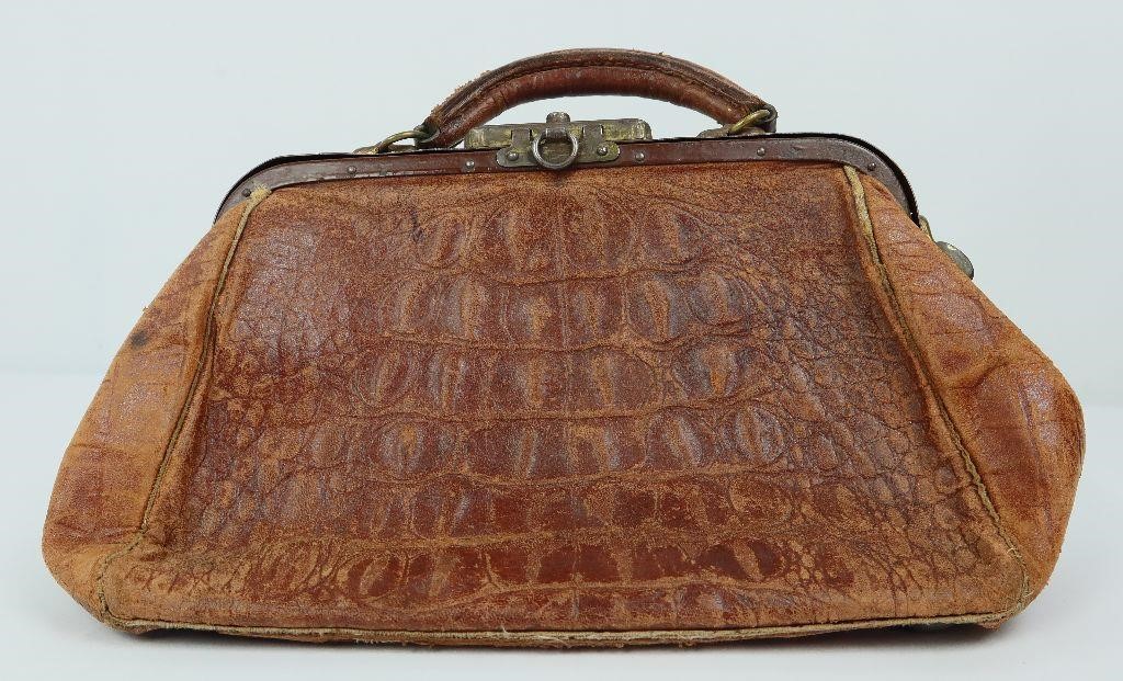 Upcoming Auctions - Davis Brothers Auction